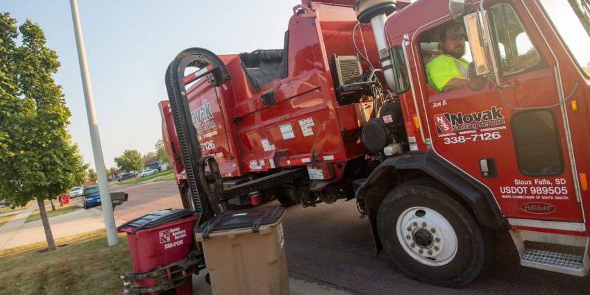 Automated garbage service offers benefits for all involved - SiouxFalls ...